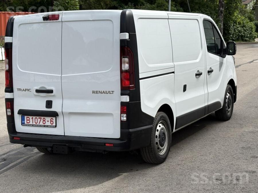 Balts Renault Trafic 2022 Rīga, ar dzinēja tilpumu 2.00 L un nobraukumu 146 tūkst. km par 14900 €, foto 7 vietnē AUTOMOTO.COM.LV