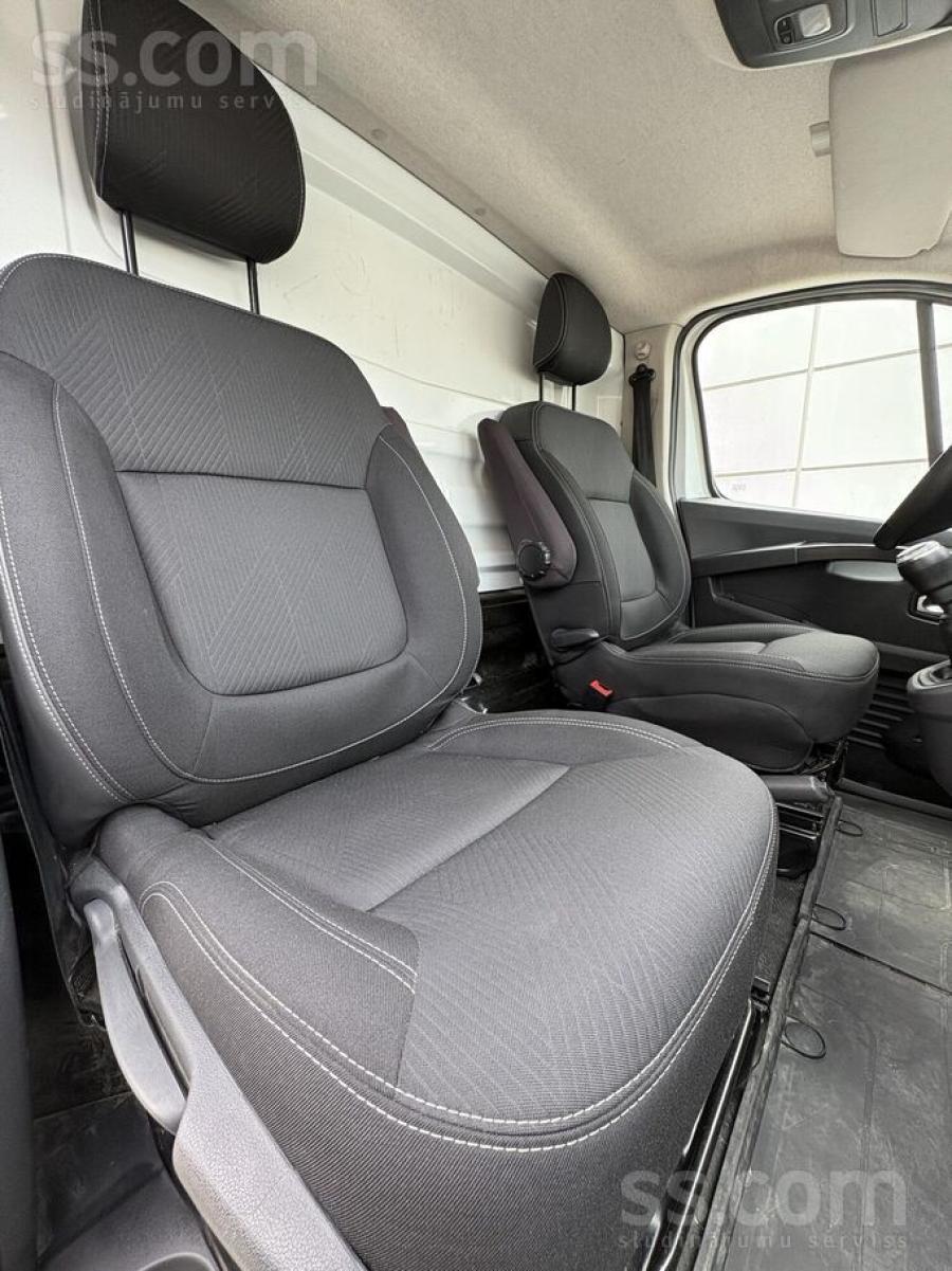 Balts Renault Trafic 2022 Rīga, ar dzinēja tilpumu 2.00 L un nobraukumu 146 tūkst. km par 14900 €, foto 10 vietnē AUTOMOTO.COM.LV
