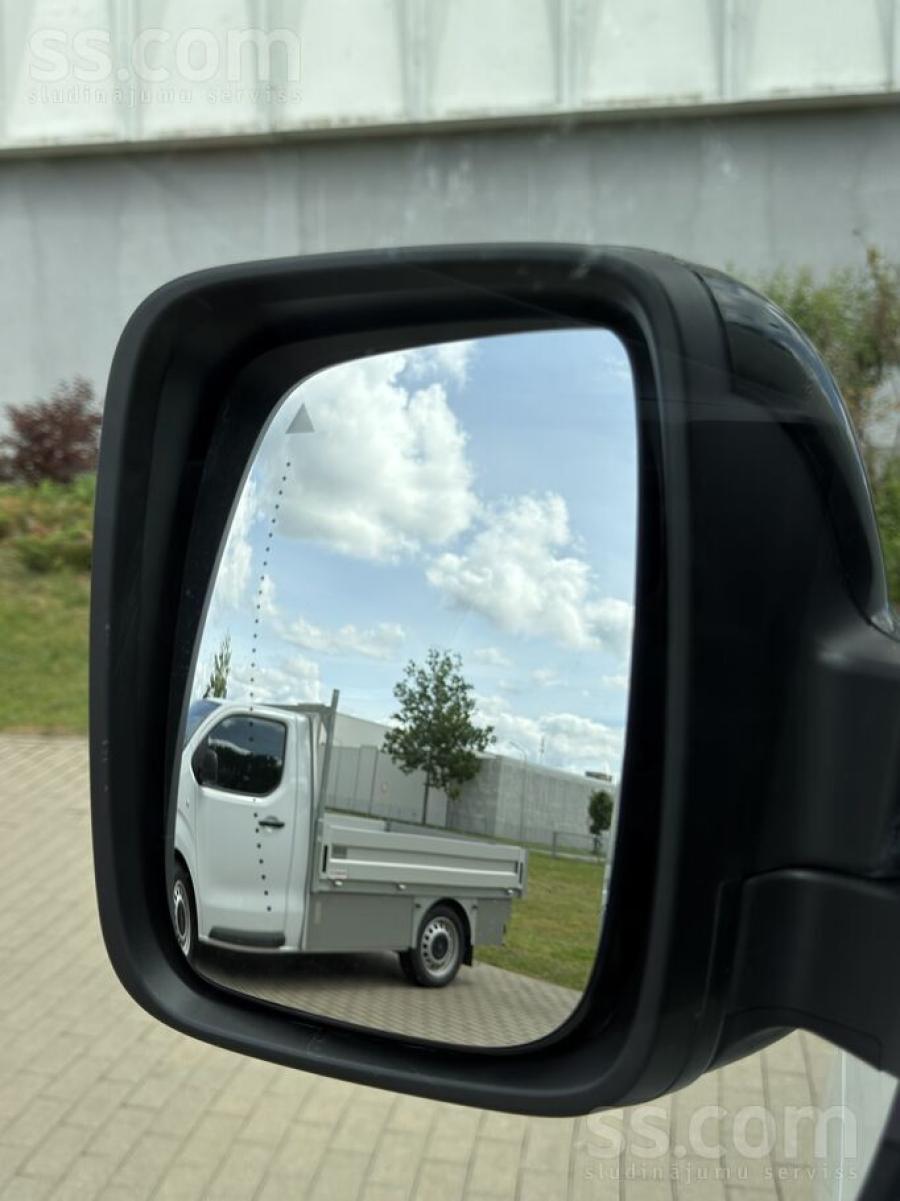 Balts Renault Trafic 2023 Rīga, ar dzinēja tilpumu 2.00 L un nobraukumu 151 tūkst. km par 24900 €, foto 12 vietnē AUTOMOTO.COM.LV
