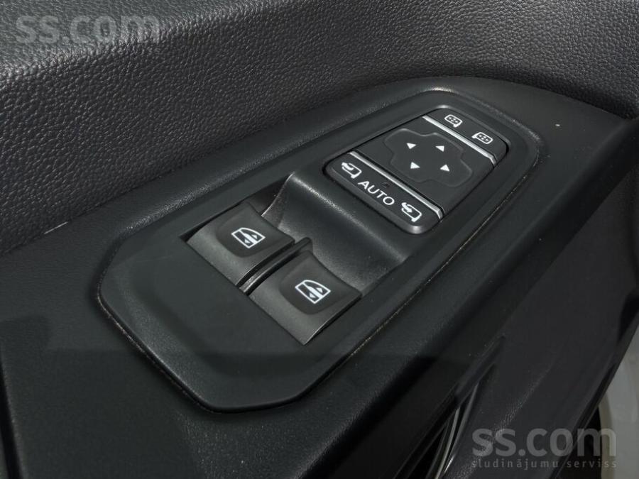 Balts Renault Trafic 2023 Rīga, ar dzinēja tilpumu 2.00 L un nobraukumu 151 tūkst. km par 24900 €, foto 14 vietnē AUTOMOTO.COM.LV
