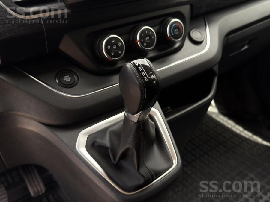 Balts Renault Trafic 2023 Rīga, ar dzinēja tilpumu 2.00 L un nobraukumu 151 tūkst. km par 24900 €, foto 15 vietnē AUTOMOTO.COM.LV