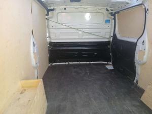 Balts Renault Trafic 2024 Šakiai, ar dzinēja tilpumu 2.00 L un nobraukumu 63 tūkst. km par 19400 €, foto 4 vietnē AUTOMOTO.COM.LV