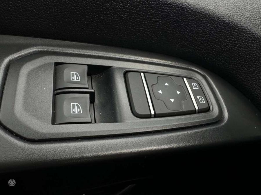 Balts Renault Trafic 2025 Viļņa, ar dzinēja tilpumu 2.00 L un nobraukumu 15 tūkst. km par 33500 €, foto 18 vietnē AUTOMOTO.COM.LV