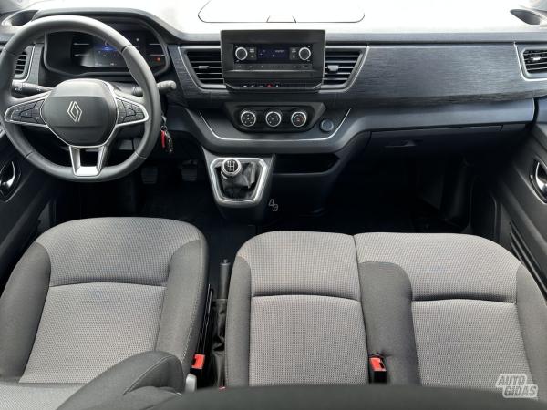 Balts Renault Trafic 2025 Avižieniai, ar dzinēja tilpumu 2.00 L un nobraukumu 15 tūkst. km par 33500 €, foto 3 vietnē AUTOMOTO.COM.LV