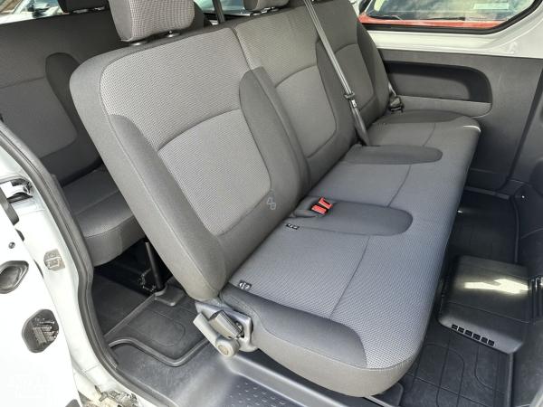 Balts Renault Trafic 2025 Avižieniai, ar dzinēja tilpumu 2.00 L un nobraukumu 15 tūkst. km par 33500 €, foto 5 vietnē AUTOMOTO.COM.LV