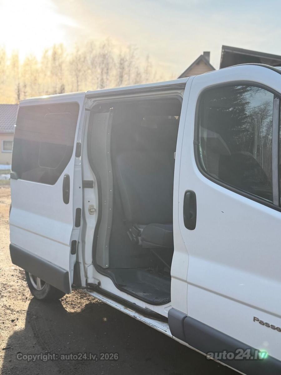 Balts Renault Trafic 2012 Jegeva, ar dzinēja tilpumu 2.00 L un nobraukumu 0 tūkst. km par 4900 €, foto 6 vietnē AUTOMOTO.COM.LV