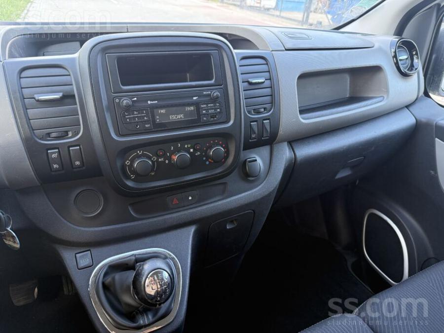 Balts Renault Trafic 2016 Jelgava, ar dzinēja tilpumu 1.60 L un nobraukumu 201 tūkst. km par 9500 €, foto 11 vietnē AUTOMOTO.COM.LV