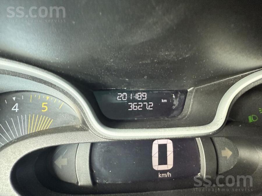 Balts Renault Trafic 2016 Jelgava, ar dzinēja tilpumu 1.60 L un nobraukumu 201 tūkst. km par 9500 €, foto 12 vietnē AUTOMOTO.COM.LV