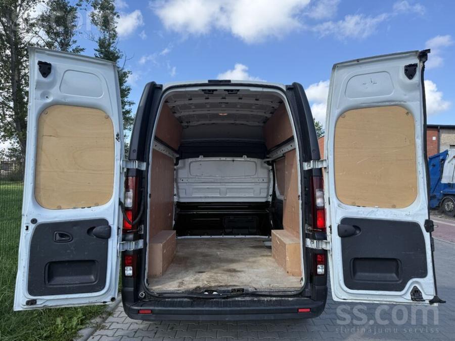 Balts Renault Trafic 2016 Jelgava, ar dzinēja tilpumu 1.60 L un nobraukumu 201 tūkst. km par 9500 €, foto 17 vietnē AUTOMOTO.COM.LV