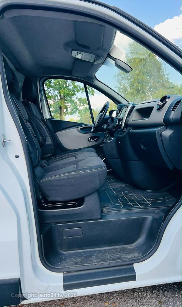 Balts Renault Trafic 2017 Tallina, ar dzinēja tilpumu 1.60 L un nobraukumu 165 tūkst. km par 13000 €, foto 10 vietnē AUTOMOTO.COM.LV