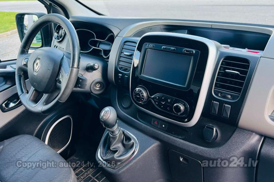 Balts Renault Trafic 2017 Tallina, ar dzinēja tilpumu 1.60 L un nobraukumu 165 tūkst. km par 13000 €, foto 13 vietnē AUTOMOTO.COM.LV