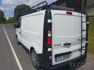 Balts Renault Trafic 2018 Rīga, ar dzinēja tilpumu 1.60 L un nobraukumu 253 tūkst. km par 8600 €, foto 7 vietnē AUTOMOTO.COM.LV