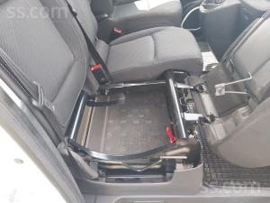 Balts Renault Trafic 2018 Rīga, ar dzinēja tilpumu 1.60 L un nobraukumu 253 tūkst. km par 8600 €, foto 16 vietnē AUTOMOTO.COM.LV