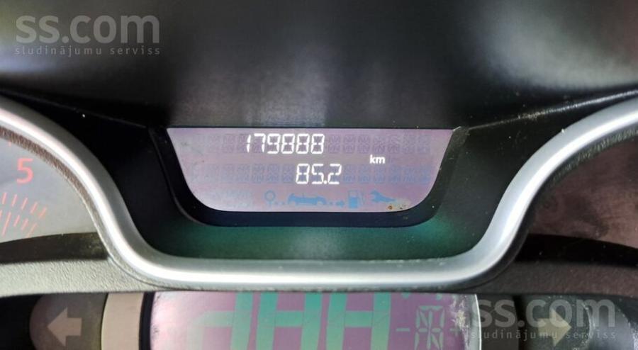 Белый Рено Трафик 2019 в Рига, объемом двигателя 1.60 л и пробегом 0 тыс. км за 14950 €, фото 31 на AUTOMOTO.COM.LV