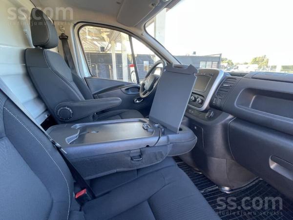 White Renault Trafic 2021 in Riga, with an engine capacity of 2.00 L and mileage of 0 thousand km for 12300 €, photo 10 on AUTOMOTO.COM.LV