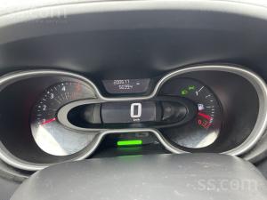 White Renault Trafic 2021 in Riga, with an engine capacity of 2.00 L and mileage of 0 thousand km for 12300 €, photo 17 on AUTOMOTO.COM.LV