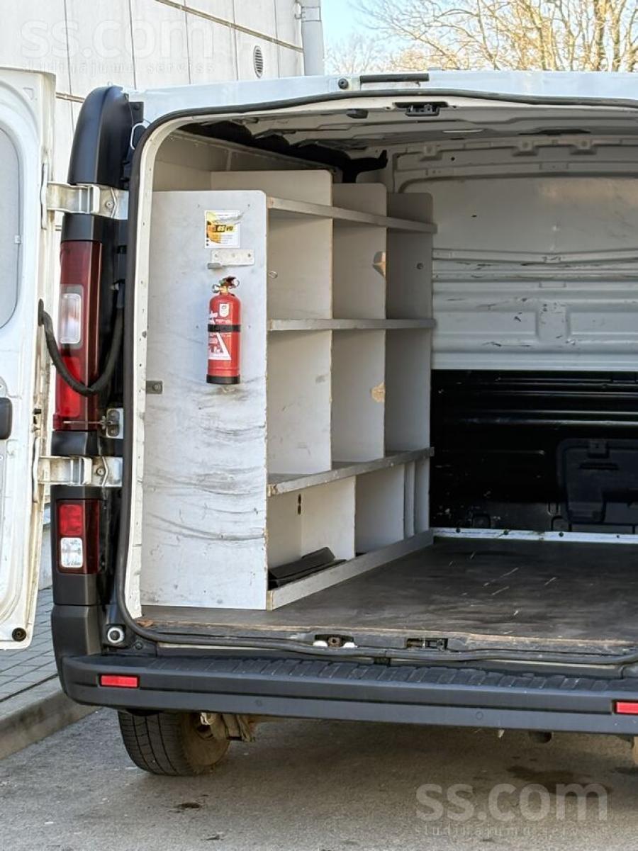 White Renault Trafic 2021 in Riga, with an engine capacity of 2.00 L and mileage of 0 thousand km for 12300 €, photo 18 on AUTOMOTO.COM.LV