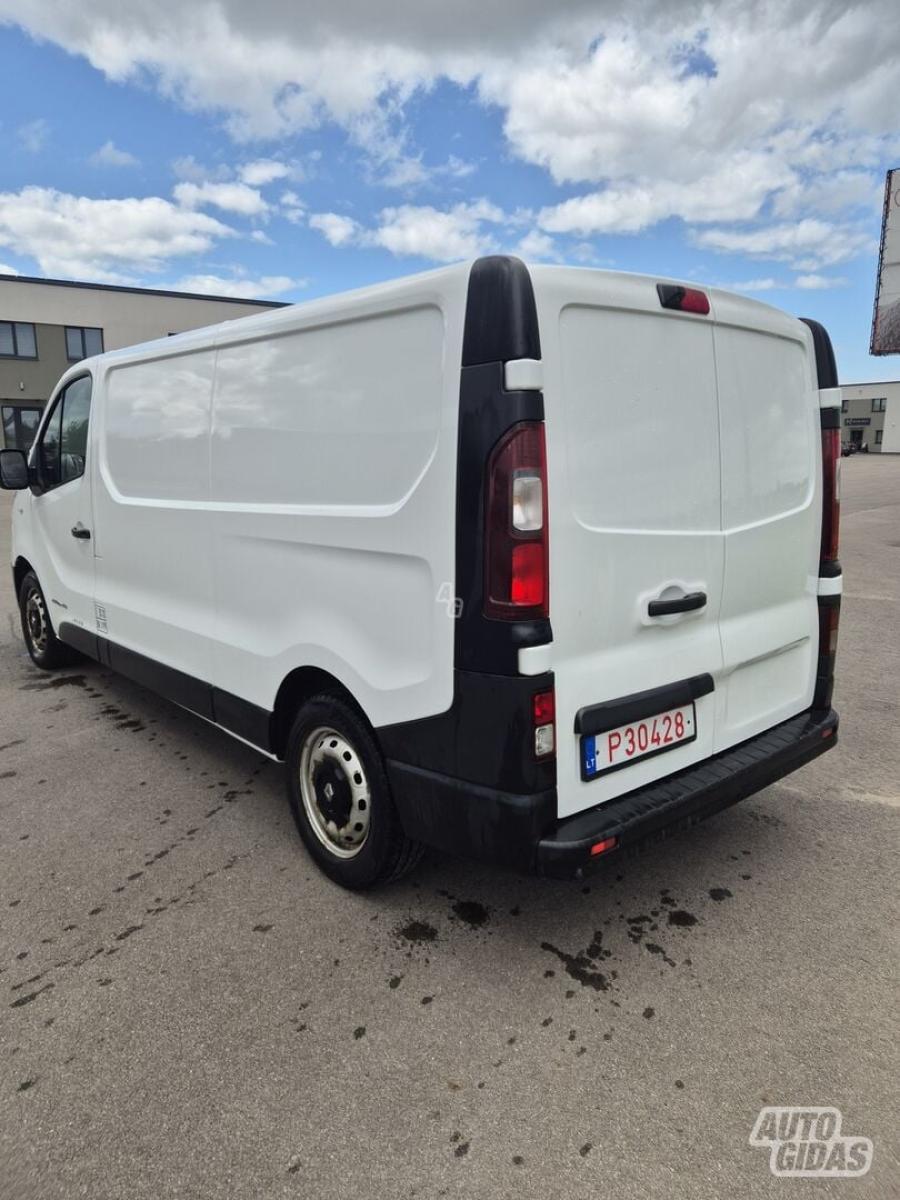 White Renault Trafic 2016 in Kaunas, with an engine capacity of 1.60 L and mileage of 270 thousand km for 5950 €, photo 5 on AUTOMOTO.COM.LV