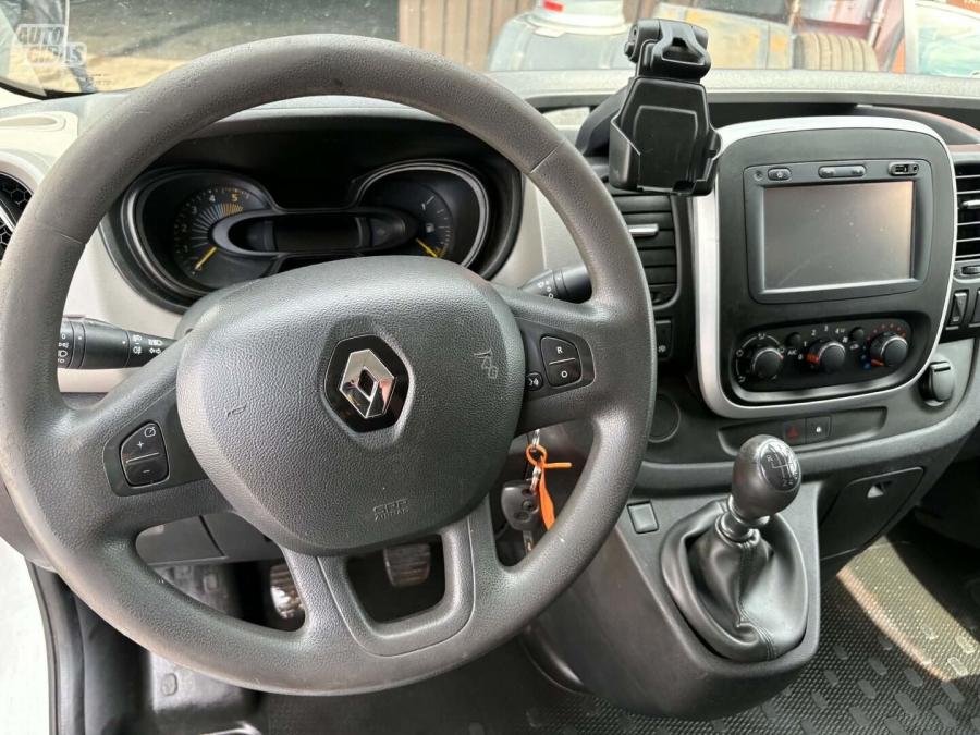 White Renault Trafic 2016 in Kaunas, with an engine capacity of 1.60 L and mileage of 270 thousand km for 5950 €, photo 16 on AUTOMOTO.COM.LV