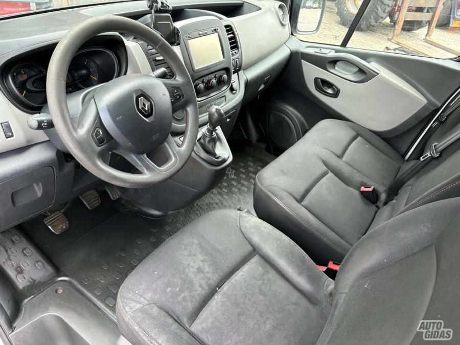 White Renault Trafic 2016 in Kaunas, with an engine capacity of 1.60 L and mileage of 270 thousand km for 5950 €, photo 21 on AUTOMOTO.COM.LV