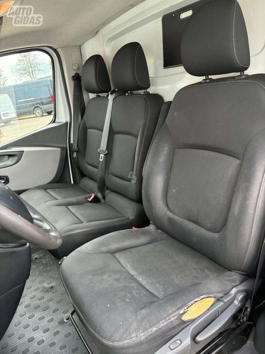 White Renault Trafic 2016 in Kaunas, with an engine capacity of 1.60 L and mileage of 270 thousand km for 5950 €, photo 22 on AUTOMOTO.COM.LV
