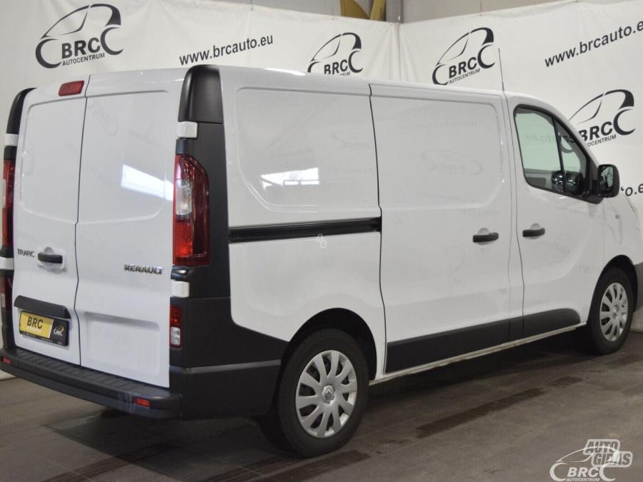 Balts Renault Trafic 2020 Rīga, ar dzinēja tilpumu 2.00 L un nobraukumu 80 tūkst. km par 15900 €, foto 6 vietnē AUTOMOTO.COM.LV