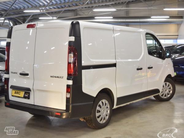 Balts Renault Trafic 2020 Rīga, ar dzinēja tilpumu 2.00 L un nobraukumu 80 tūkst. km par 15900 €, foto 8 vietnē AUTOMOTO.COM.LV