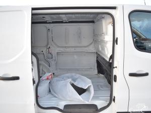 Balts Renault Trafic 2020 Rīga, ar dzinēja tilpumu 2.00 L un nobraukumu 80 tūkst. km par 15900 €, foto 20 vietnē AUTOMOTO.COM.LV