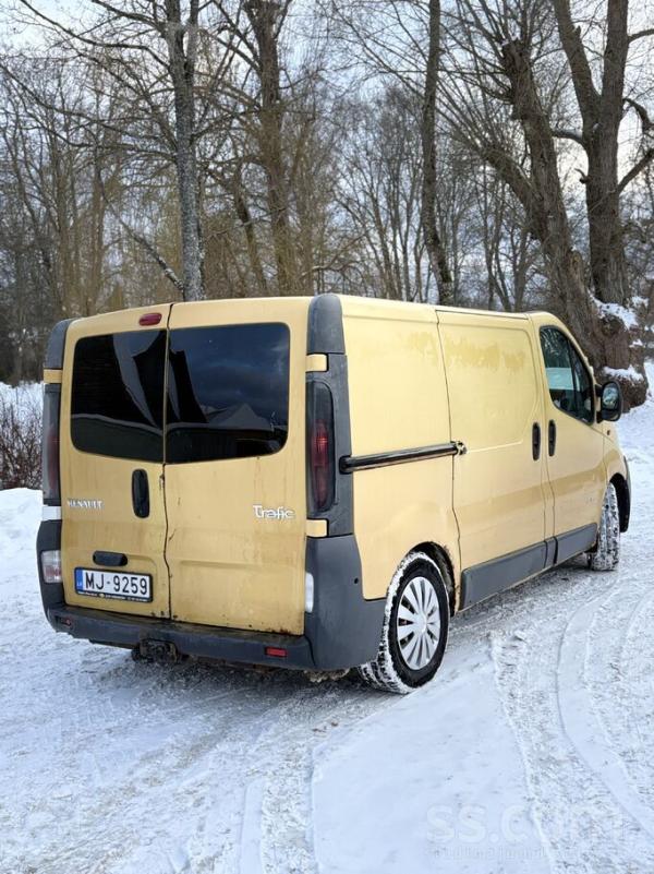 Dzeltens Renault Trafic 2003 Kuldīga, ar dzinēja tilpumu 1.90 L un nobraukumu 0 tūkst. km par 2450 €, foto 3 vietnē AUTOMOTO.COM.LV