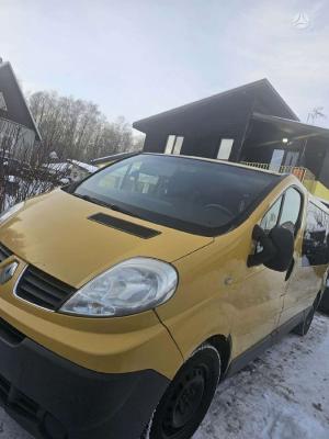 Yellow Renault Trafic 2007 in Klaipeda, with an engine capacity of 2.50 L and mileage of 334 thousand km for 5000 €, photo 6 on AUTOMOTO.COM.LV
