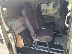 Yellow Renault Trafic 2010 in Silute, with an engine capacity of 2.00 L and mileage of 249 thousand km for 6300 €, photo 10 on AUTOMOTO.COM.LV