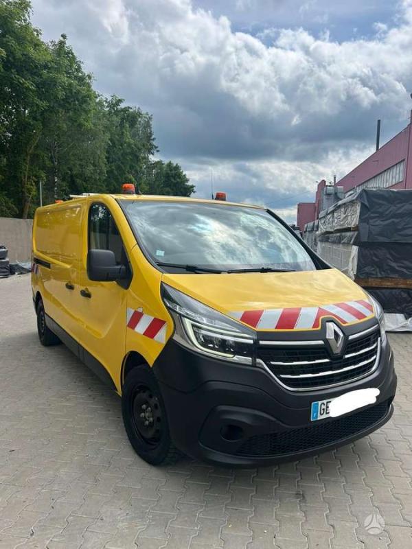 Dzeltens Renault Trafic 2022 Kauņa, ar dzinēja tilpumu 2.00 L un nobraukumu 330 tūkst. km par 7800 €, foto 3 vietnē AUTOMOTO.COM.LV