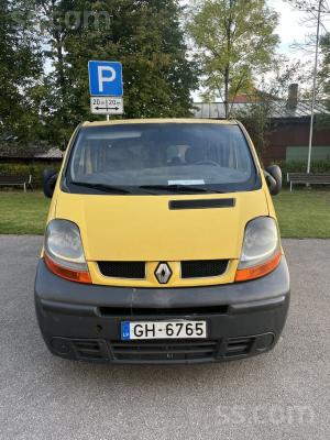 Yellow Renault Trafic 2002 in Kraslava, with an engine capacity of 1.90 L and mileage of 552 thousand km for 2100 €, photo 7 on AUTOMOTO.COM.LV