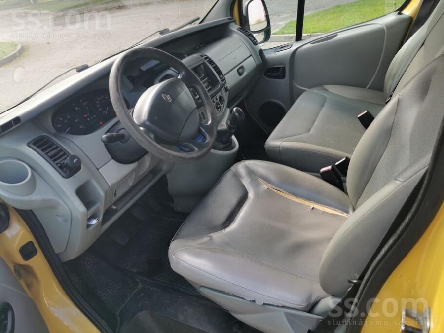 Yellow Renault Trafic 2003 in Jekabpils, with an engine capacity of 1.90 L and mileage of 271 thousand km for 2500 €, photo 4 on AUTOMOTO.COM.LV