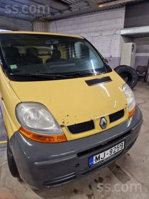Yellow Renault Trafic 2004 in Saldus, with an engine capacity of 1.90 L and mileage of 495 thousand km for 1500 €, photo 2 on AUTOMOTO.COM.LV