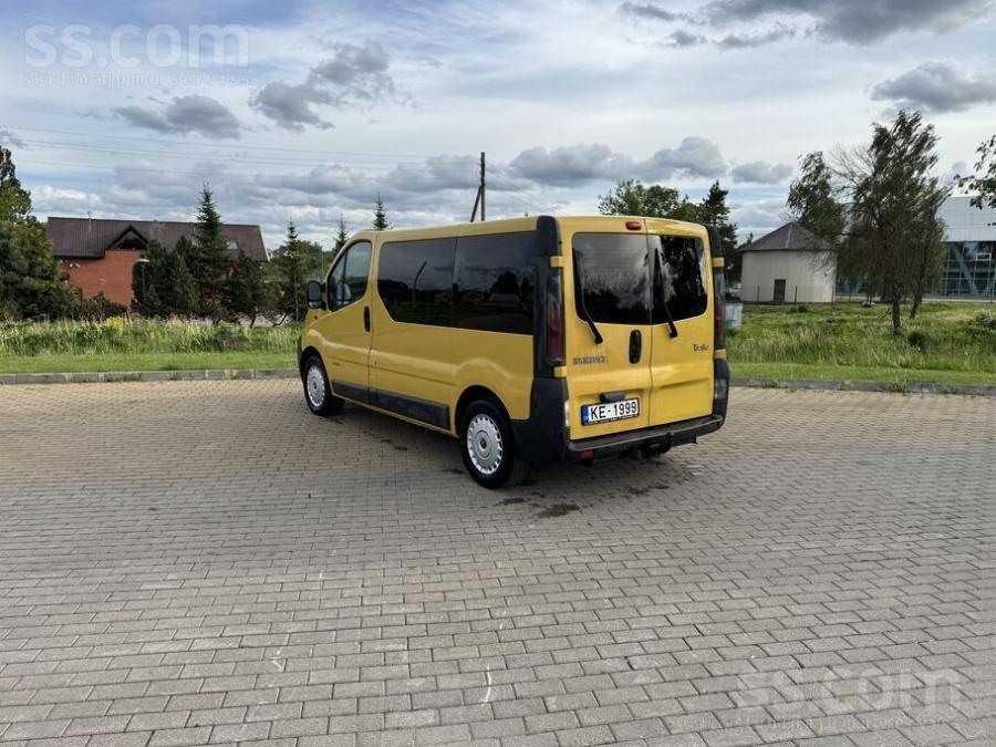 Dzeltens Renault Trafic 2004 Rēzekne, ar dzinēja tilpumu 1.90 L un nobraukumu 324 tūkst. km par 3350 €, foto 5 vietnē AUTOMOTO.COM.LV