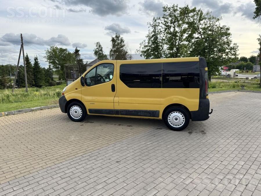 Dzeltens Renault Trafic 2004 Rēzekne, ar dzinēja tilpumu 1.90 L un nobraukumu 324 tūkst. km par 3350 €, foto 6 vietnē AUTOMOTO.COM.LV