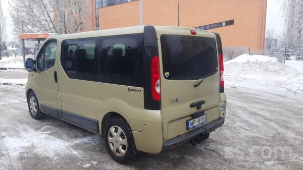 Yellow Renault Trafic 2005 in Riga, with an engine capacity of 1.90 L and mileage of 385 thousand km for 2800 €, photo 4 on AUTOMOTO.COM.LV