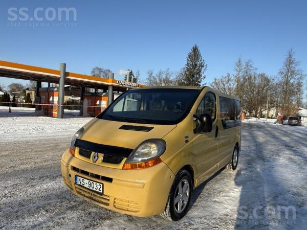 Yellow Renault Trafic 2005 in Jelgava, with an engine capacity of 1.90 L and mileage of 413 thousand km for 3800 €, photo 2 on AUTOMOTO.COM.LV