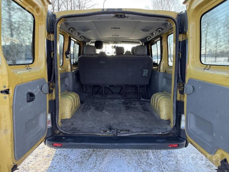 Dzeltens Renault Trafic 2005 Jelgava, ar dzinēja tilpumu 1.90 L un nobraukumu 413 tūkst. km par 3800 €, foto 17 vietnē AUTOMOTO.COM.LV