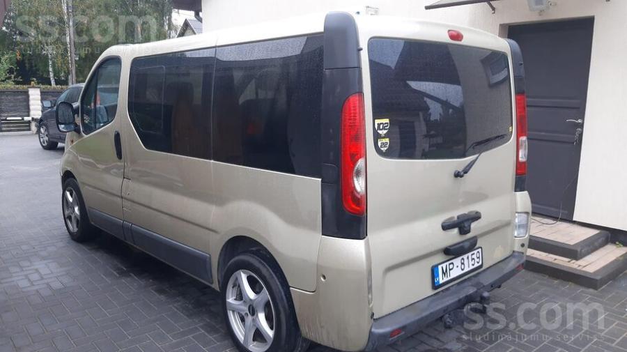 Dzeltens Renault Trafic 2005 Rīga, ar dzinēja tilpumu 1.90 L un nobraukumu 494 tūkst. km par 3700 €, foto 4 vietnē AUTOMOTO.COM.LV