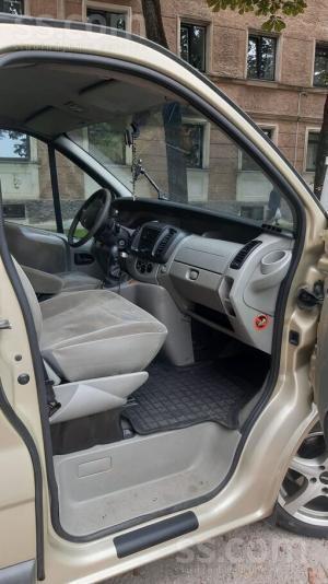 Dzeltens Renault Trafic 2005 Rīga, ar dzinēja tilpumu 1.90 L un nobraukumu 494 tūkst. km par 3700 €, foto 6 vietnē AUTOMOTO.COM.LV
