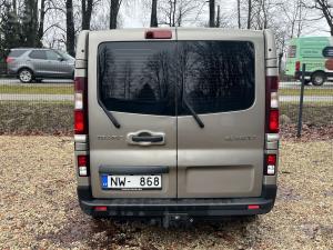 Yellow Renault Trafic 2017 in Cesis, with an engine capacity of 1.60 L and mileage of 0 thousand km for 12750 €, photo 4 on AUTOMOTO.COM.LV