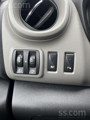 Dzeltens Renault Trafic 2017 Cēsis, ar dzinēja tilpumu 1.60 L un nobraukumu 0 tūkst. km par 12750 €, foto 7 vietnē AUTOMOTO.COM.LV