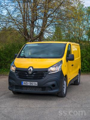 Yellow Renault Trafic 2017 in Tukums, with an engine capacity of 1.60 L and mileage of 211 thousand km for 8900 €, photo 3 on AUTOMOTO.COM.LV