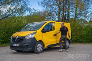 Yellow Renault Trafic 2017 in Tukums, with an engine capacity of 1.60 L and mileage of 211 thousand km for 8900 €, photo 5 on AUTOMOTO.COM.LV