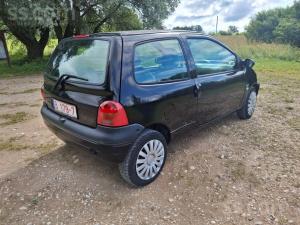 Melns Renault Twingo 2004 Tukums, ar dzinēja tilpumu 1.20 L un nobraukumu 155 tūkst. km par 1690 €, foto 8 vietnē AUTOMOTO.COM.LV