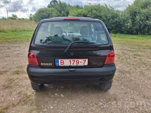 Melns Renault Twingo 2004 Tukums, ar dzinēja tilpumu 1.20 L un nobraukumu 155 tūkst. km par 1690 €, foto 9 vietnē AUTOMOTO.COM.LV