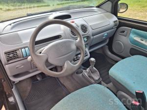 Melns Renault Twingo 2004 Tukums, ar dzinēja tilpumu 1.20 L un nobraukumu 155 tūkst. km par 1690 €, foto 11 vietnē AUTOMOTO.COM.LV