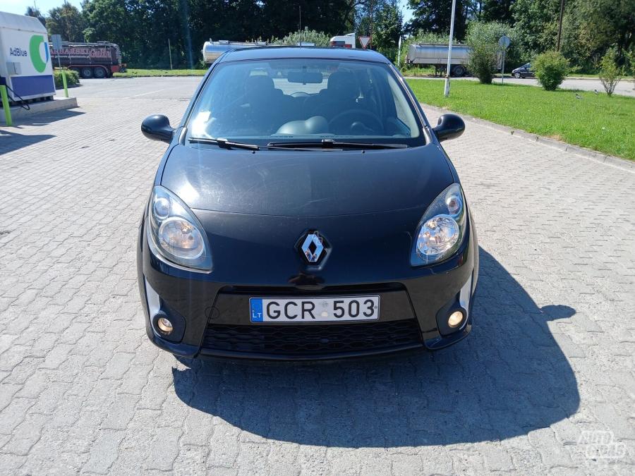 Black Renault Twingo 2008 in Klaipeda, with an engine capacity of 1.20 L and mileage of 104 thousand km for 1000 €, photo 1 on AUTOMOTO.COM.LV